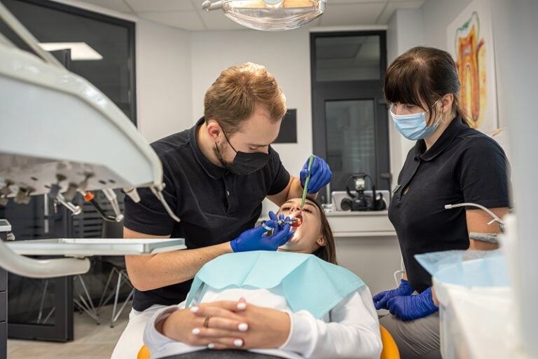 Dental Prosthetics: 4 Major Types Explained (2024 Guide)